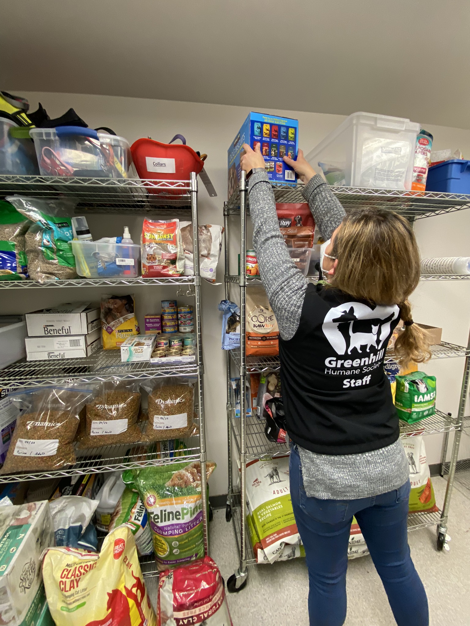 Pet Food Bank - Greenhill Humane Society
